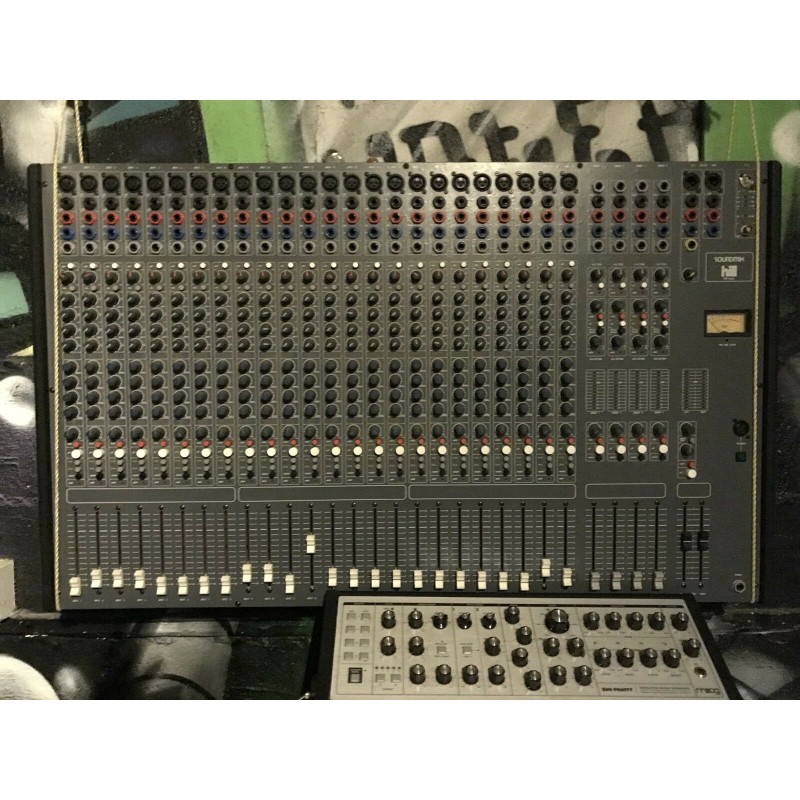 Vintage Hill Soundmix 24 Channel Audio Desk with PS1 48V (second hand)